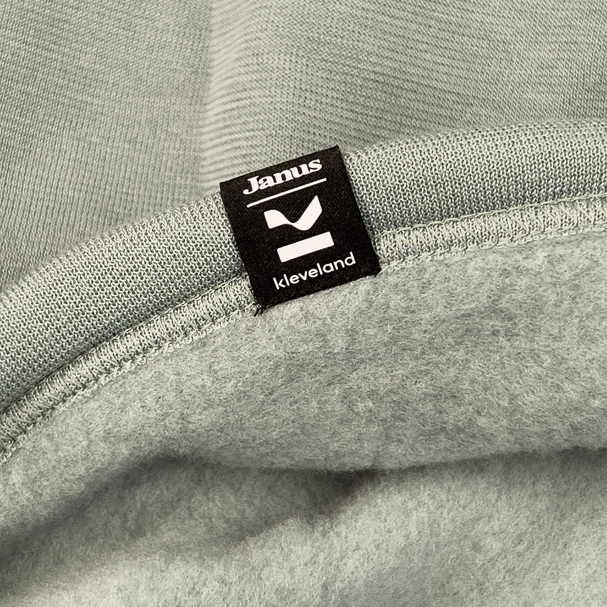 Ullklær i merinoull til dame – Janus